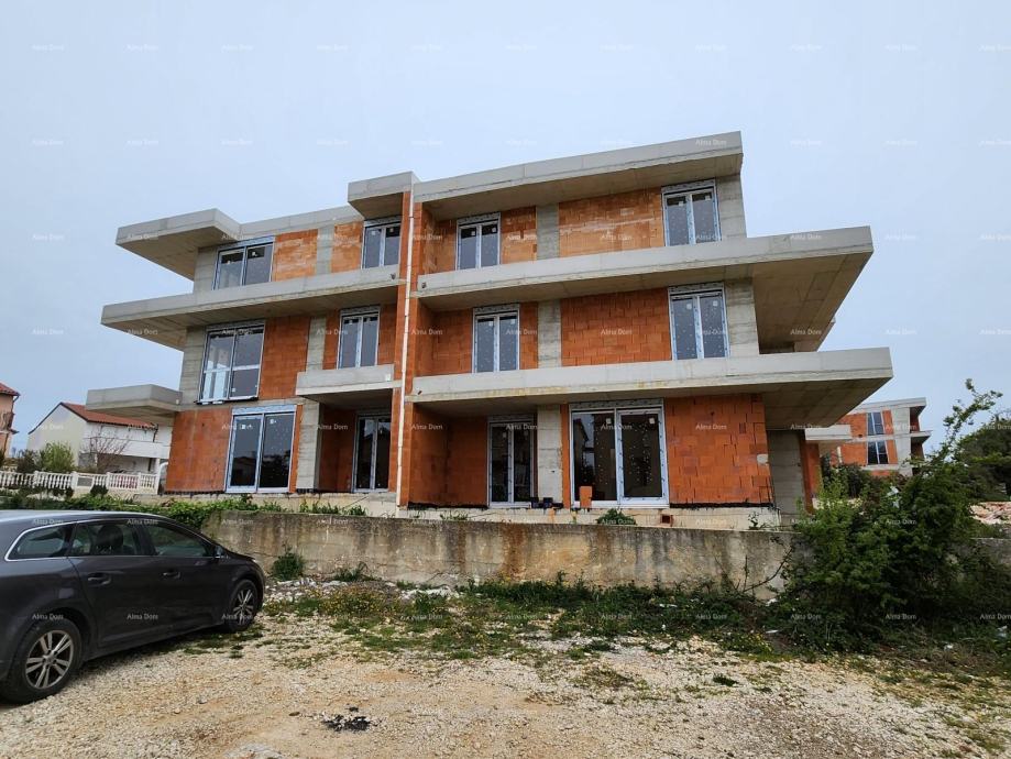 Stan Novogradnja! Medulin! 5 min. do trgovaćkog centra Plodina. (prodaja)