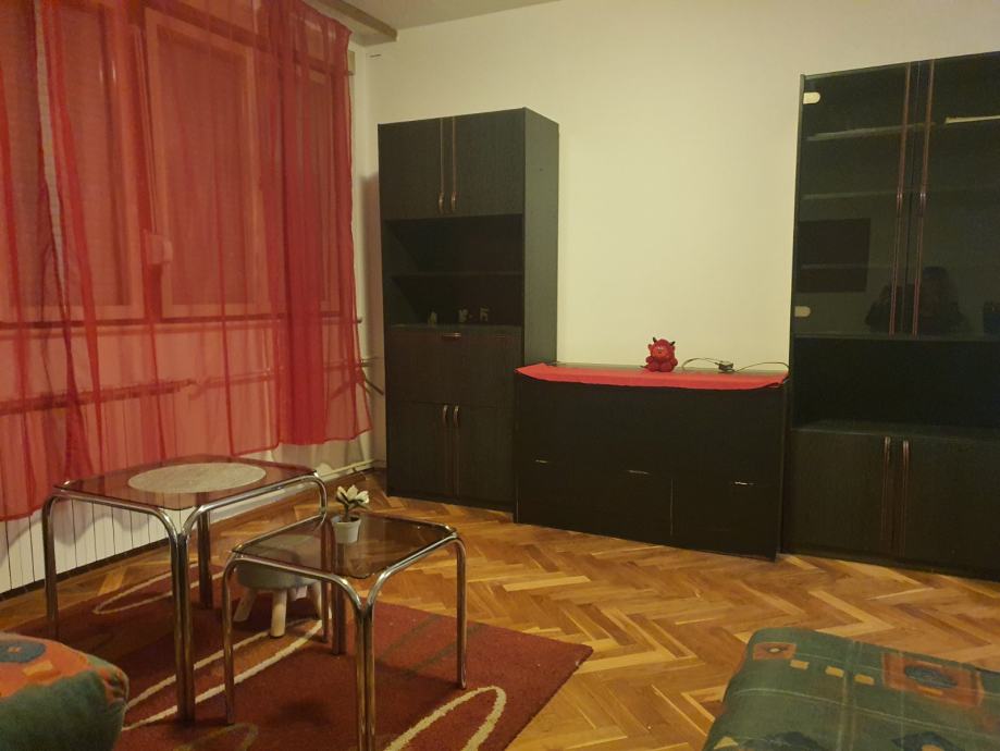 Stan: Osijek, Gornji grad, 40.00 m2, 6.kat (prodaja)