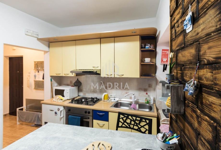 Stan, Poluotok, 35 m2 (prodaja)