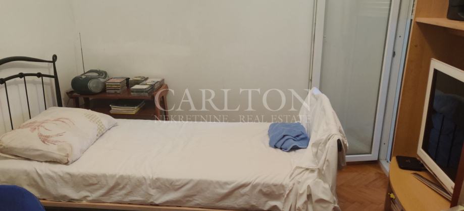 Stan prodaja Mertojak, Doverska ul. (3-sobni, 5.kat) (prodaja)