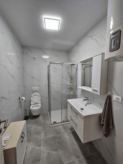 Stan: Pula, 50.00 m2, novogradnja, dugoročni najam (iznajmljivanje)