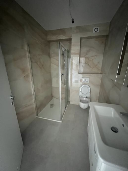 Pula, 50.00 m2, novogradnja useljivo odmah Garaža, (prodaja)