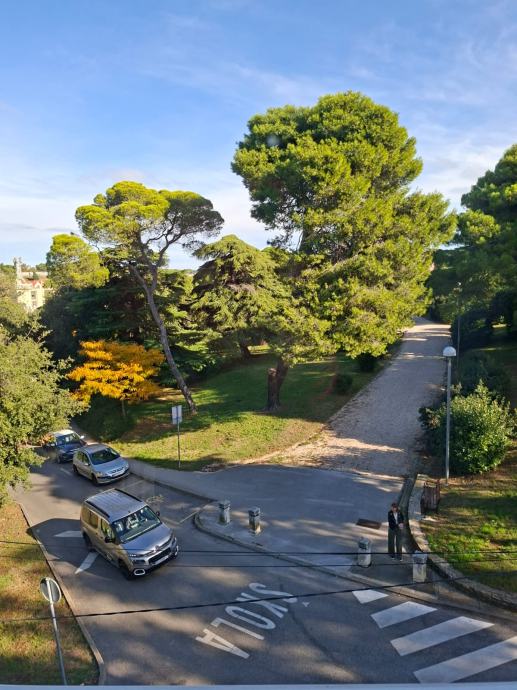 Stan: Pula , Monte Zaro , pogled na park , 5min do centra grada (prodaja)