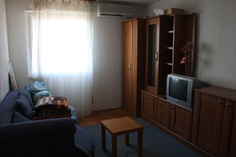 Stan: Rijeka, 30 m2 (iznajmljivanje)