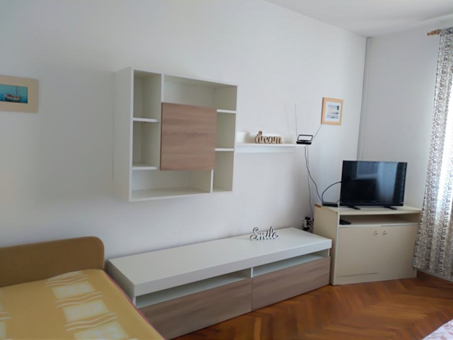 Stan: Rijeka, 60.00 m2 (iznajmljivanje)