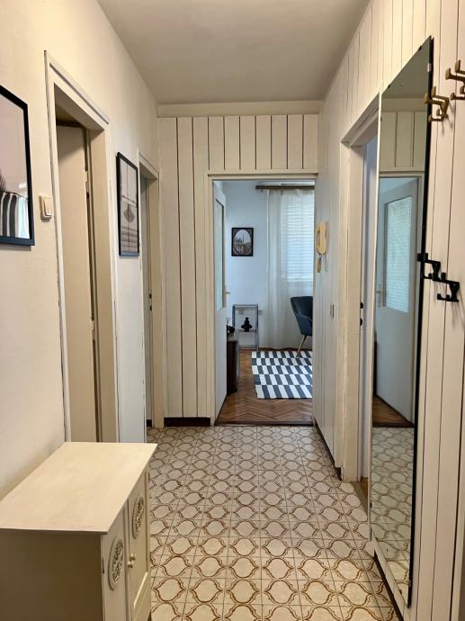 Stan: Rijeka, 60.00 m2 (iznajmljivanje)