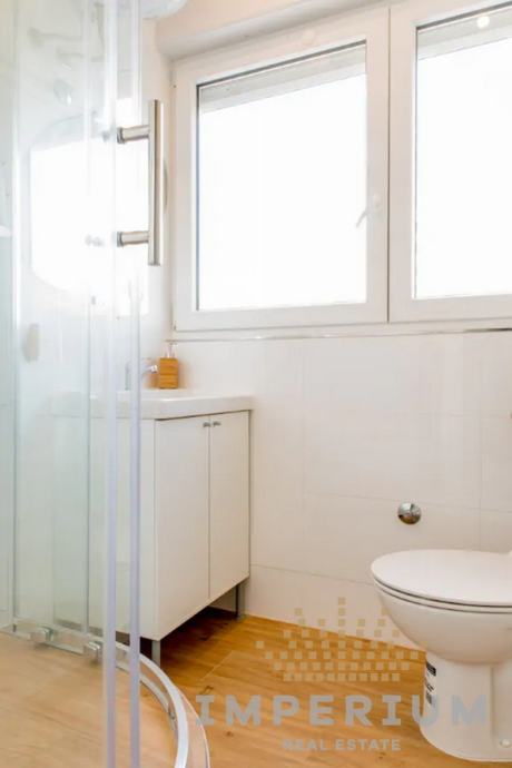 Stan: Split, Skalice, od 01.10 do 01.06.2023.Režije uključene ...