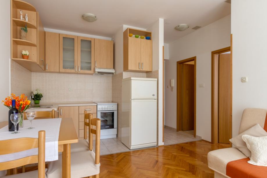 Stan: Split ,Žnjan, 35 m2, (iznajmljivanje)