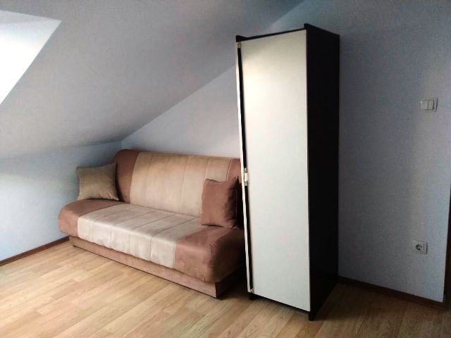 Stan: Split, 35 m2 ŽNJAN,NOVO OPREMLJEN,DUGOROČNO (iznajmljivanje)