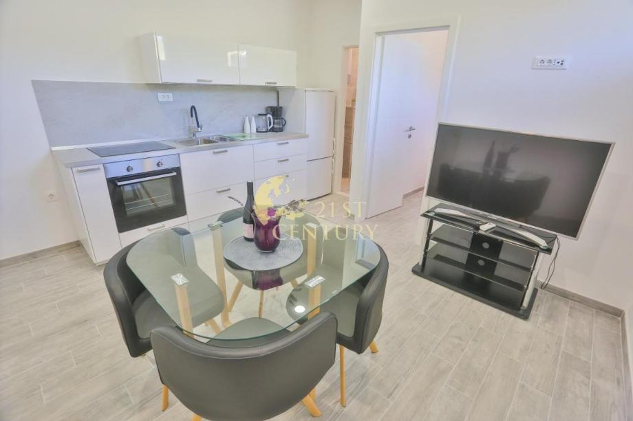 ***Jednosoban stan, Split*** (iznajmljivanje)