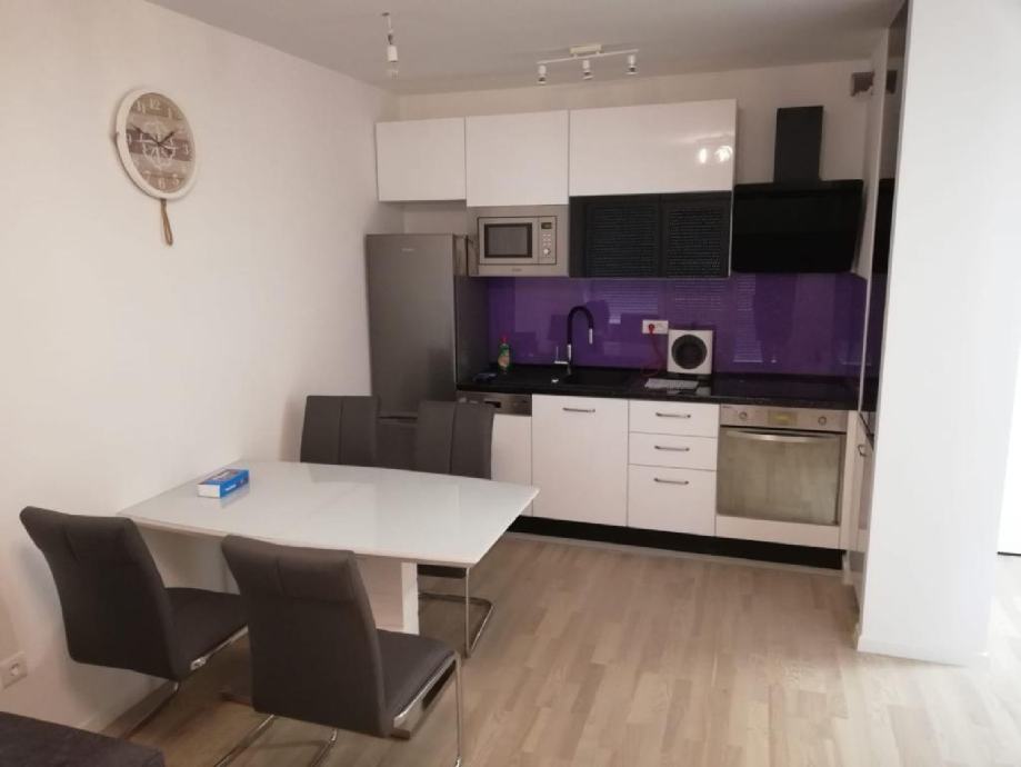 Stan: Split, 35.00 m2 (prodaja)