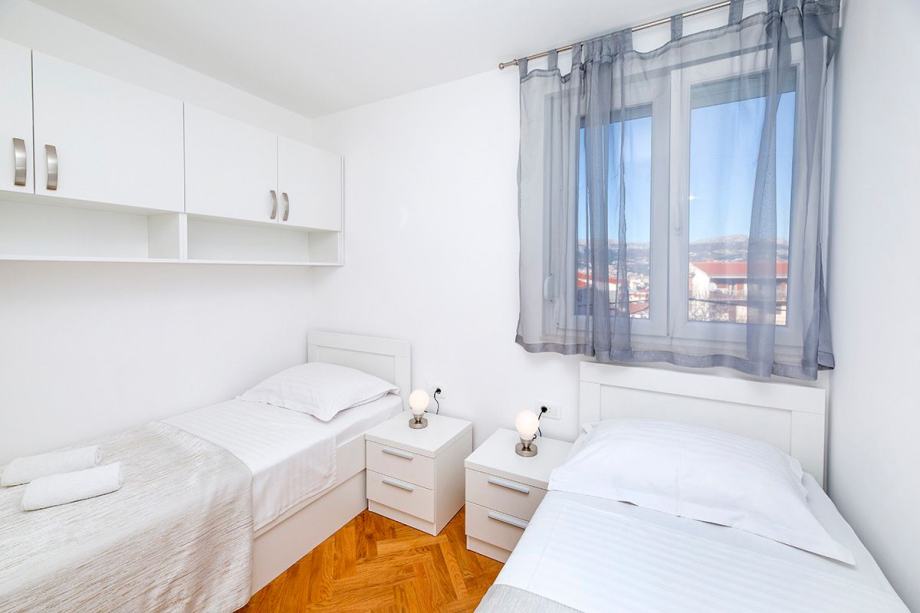 Dragovode, Split, 54.00 m2- DVOSOBAN - NA DUGOROČNO (iznajmljivanje)