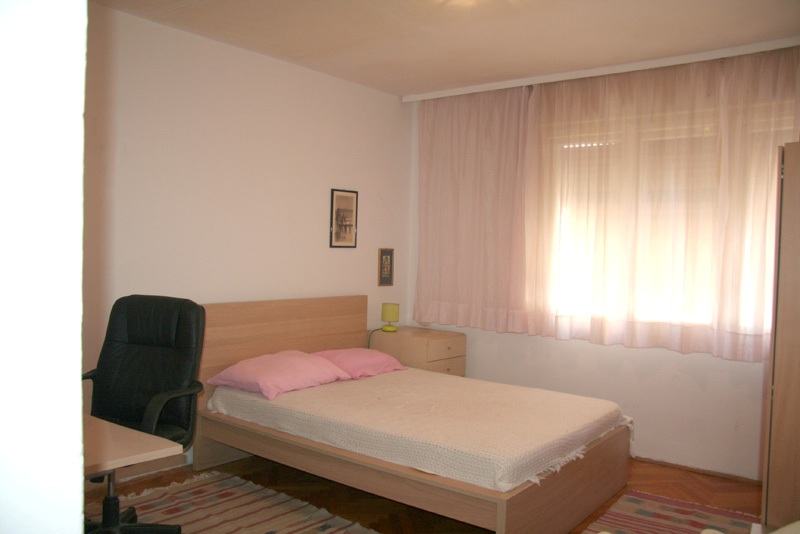 Stan: VELIKI STAN S GARAŽOM U STEPINČEVOJ, Split, 80 m2 (prodaja)