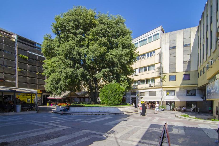 Stan: Split - centar - 140 m2 (prodaja)