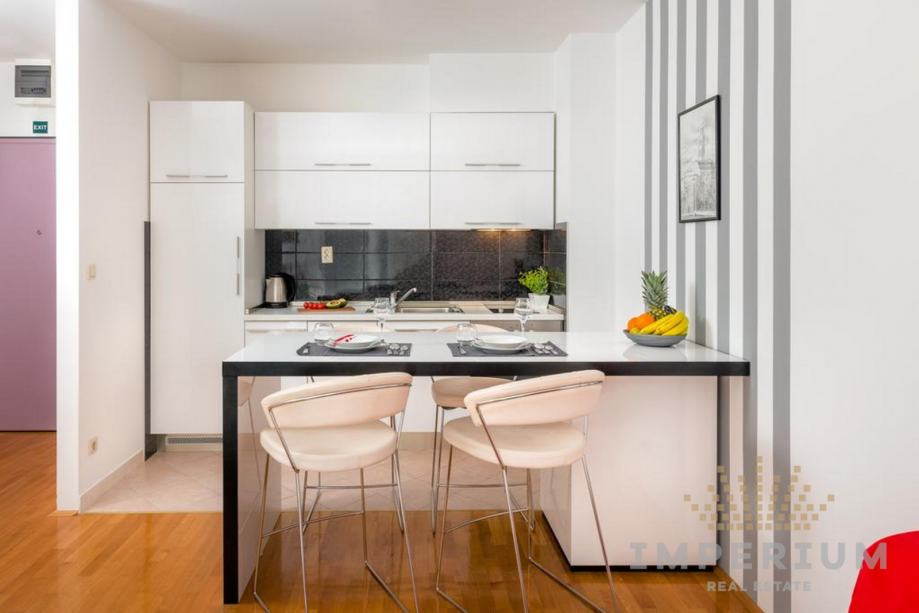 Stan: Split, CENTAR, DO LJETA!!! (iznajmljivanje)