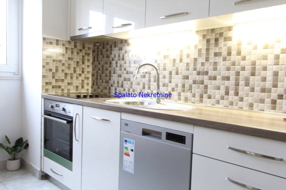 Stan - Split - Gripe - Firule - 88 m2 (prodaja)