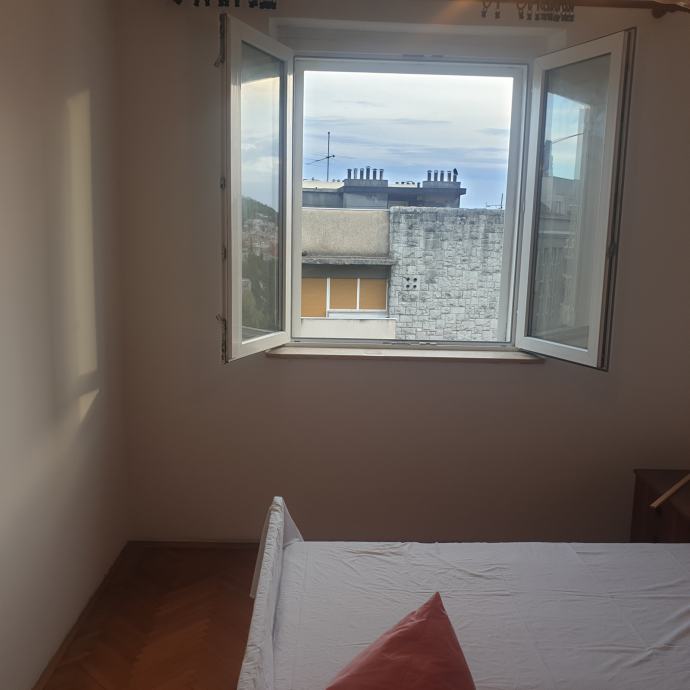 Stan: Split (prodaja)