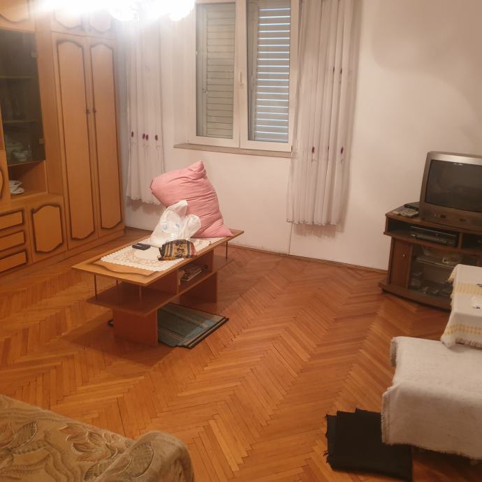 Stan: Split (prodaja)