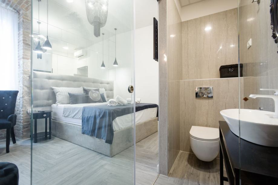 Stan: Split (prodaja)