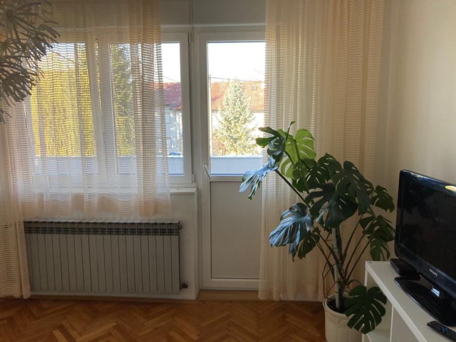 Stan Srebrnjak 85m2 (iznajmljivanje)