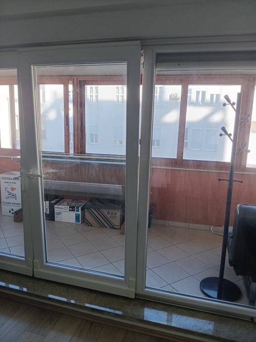 Zadar / Relja, TOP lokacija za ured, ttl 101 m2, (prodaja)