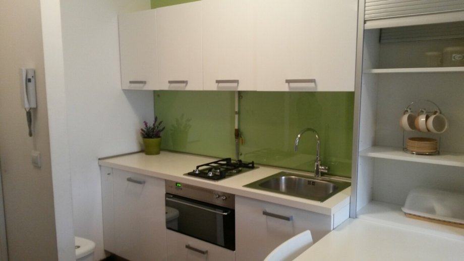 STAN TREŠNJEVKA,DVOSOBNI, 35 m2, 400 EURA, NOVOGRADNJA (iznajmljivanje)