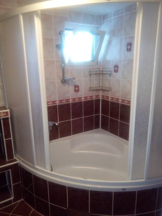 Stan: Valpovo, 110 m2 (iznajmljivanje)