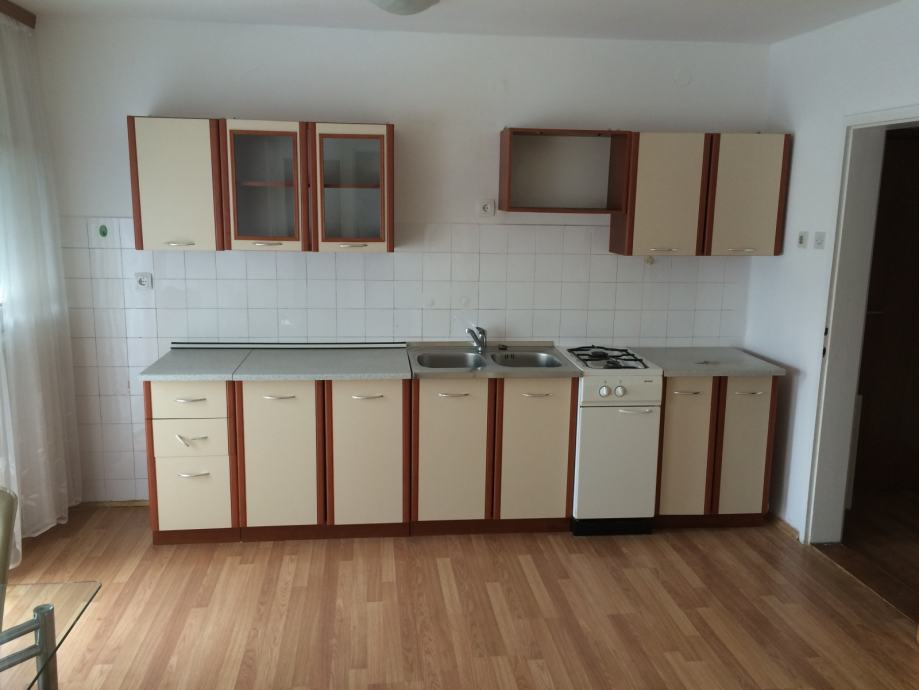 Stan: Valpovo, 65 m2 (iznajmljivanje)