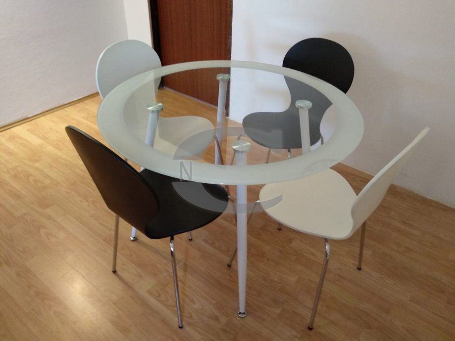 STAN VEŽICA DONJA, 1S+DB, 1 KAT, 95.000 EUR/KN, SAMO U CONSENSUSU ...