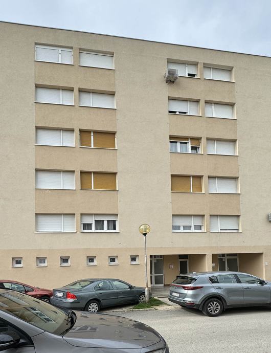 Zadar-Relja 74.00 m2 Trosoban stan (prodaja)