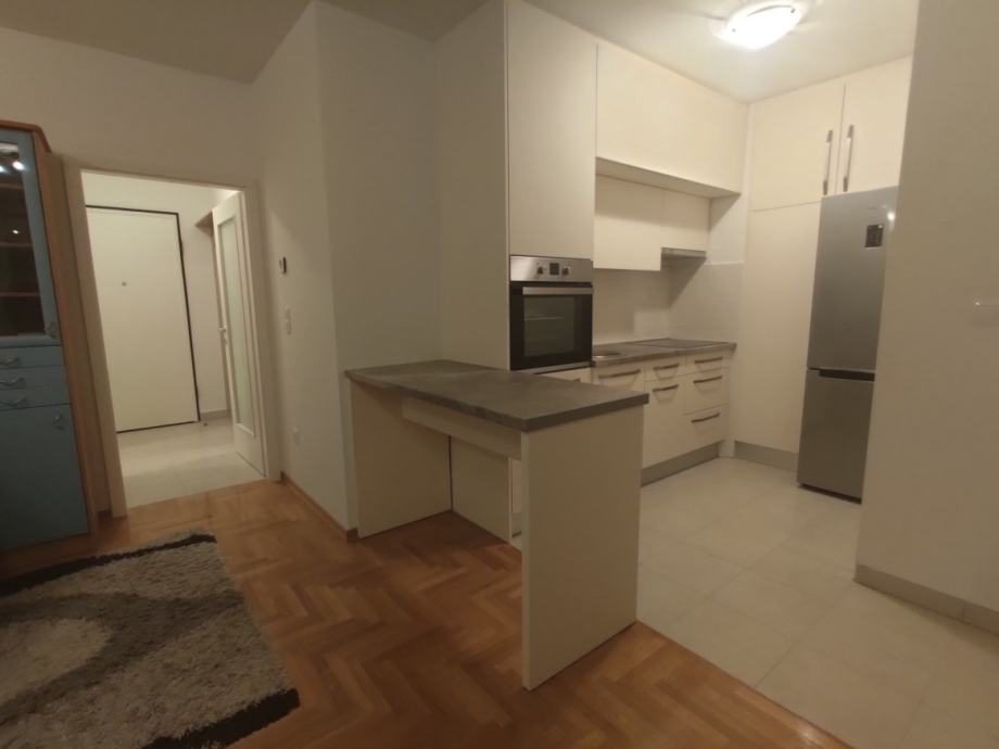 Zagreb (Lovinčićeva ulica), 48m2, 2-sobni, novogradnja, parking, 500 ...