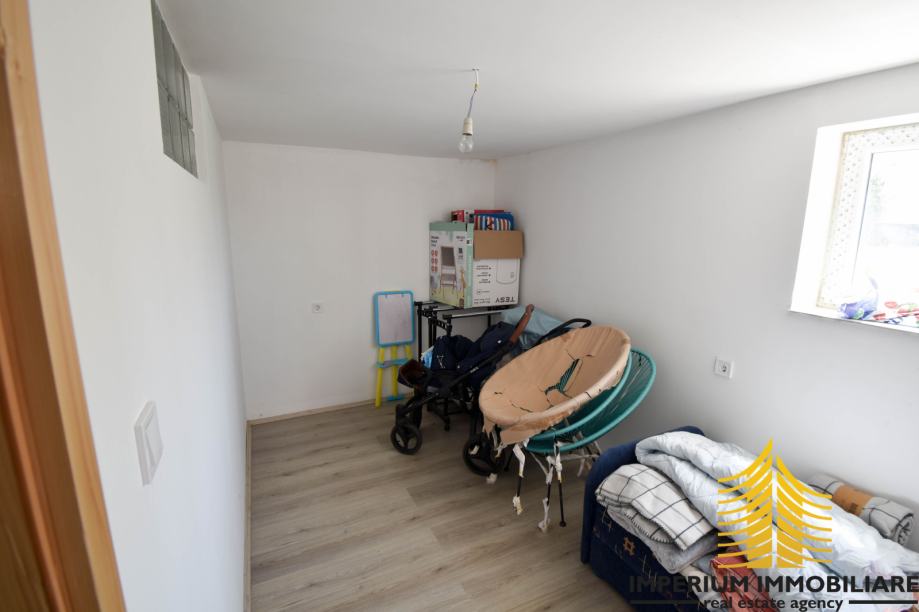 Stan Zagreb, Grad Mladih, smještaj za radnike 64 m2 (iznajmljivanje)