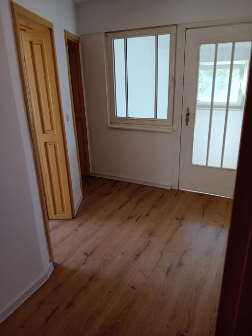 Stan: Zagreb (Ivanja Reka) (iznajmljivanje)