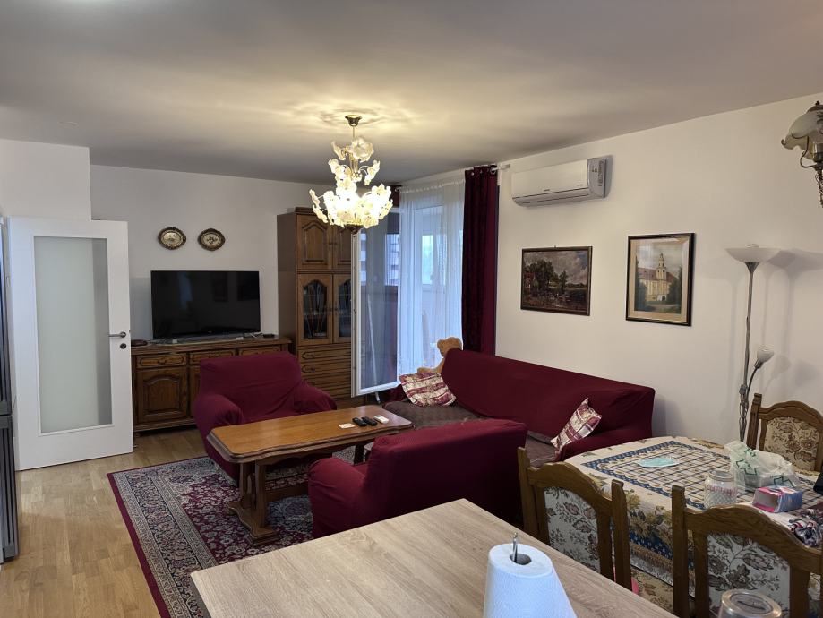 Stan: City Centar West, 80-90 m2, novogradnja (iznajmljivanje)