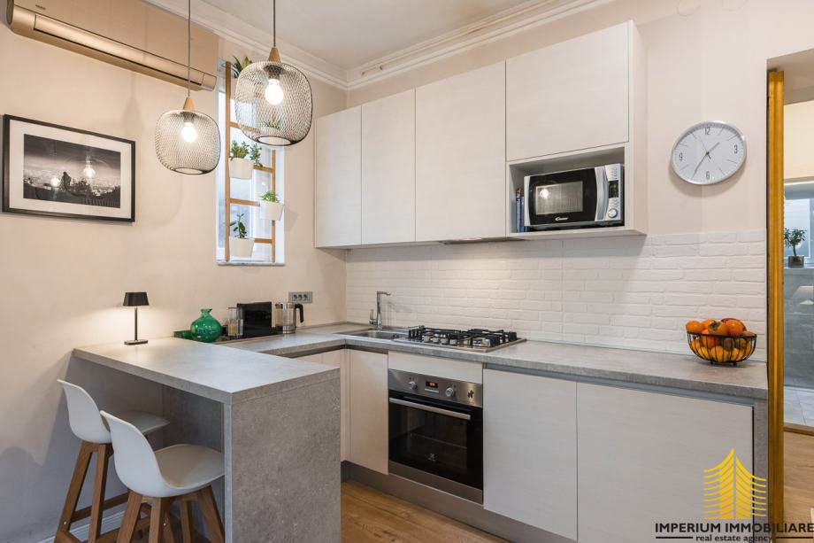 Stan: Zagreb (Kaptol), 32.00 m2 (prodaja)