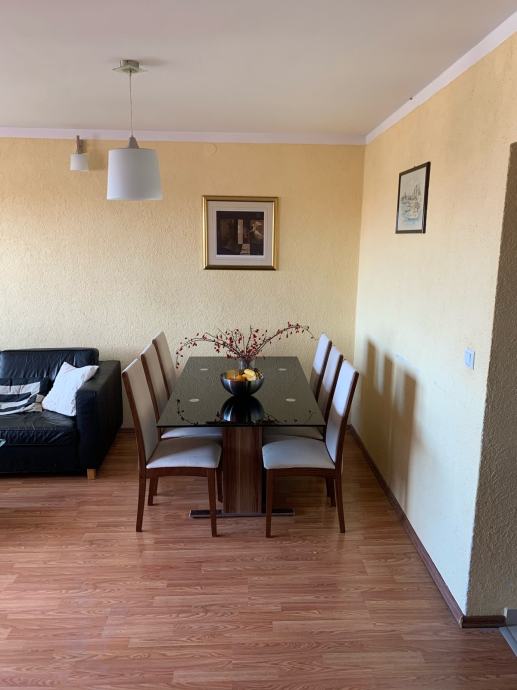 Stan: Zagreb (Maksimir), trazim cimericu (iznajmljivanje)