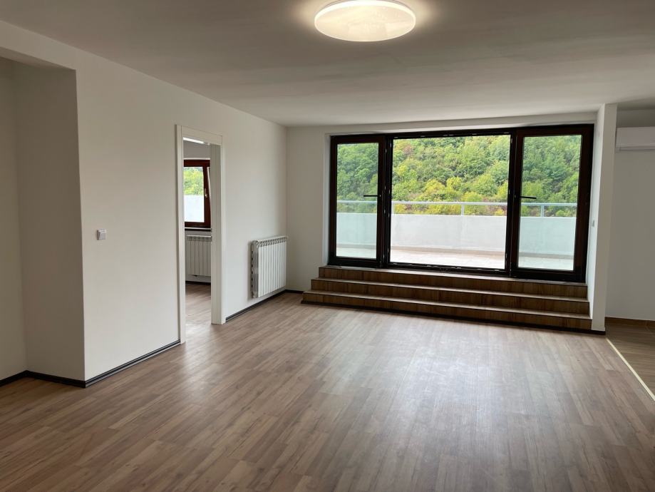 Stan Zagreb Medveščak, 156 m2 (prodaja)