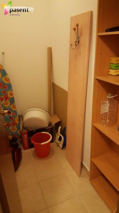 RADNIČKA( NOVOGRADNJA ), 4-SOBAN STAN+GARAŽA, 700€ (iznajmljivanje)