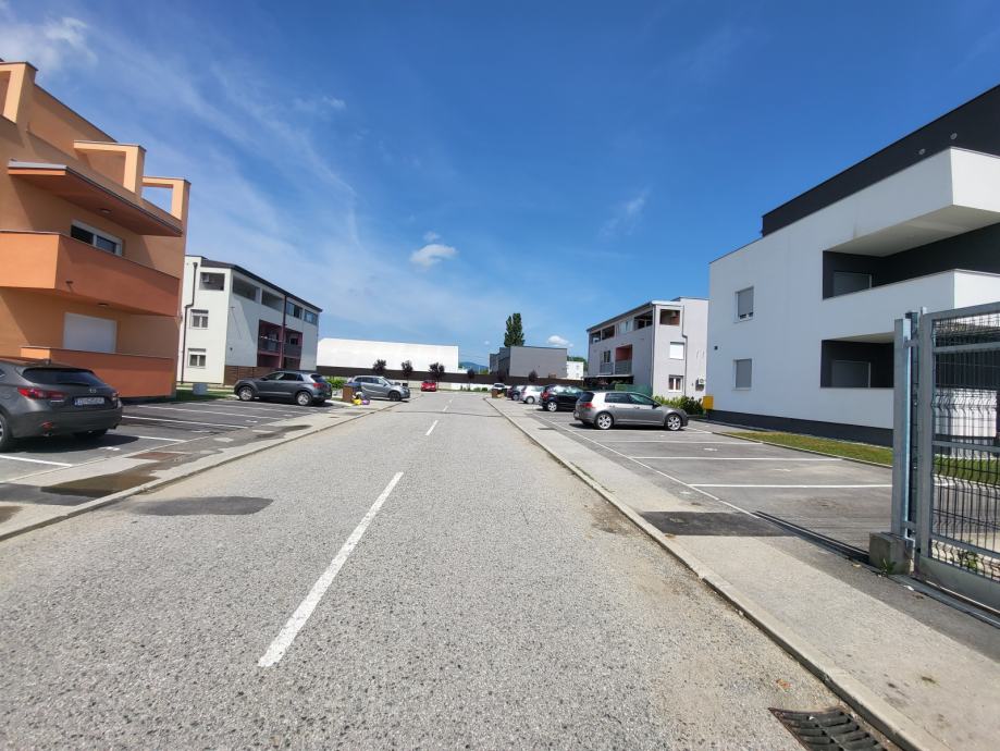 Stan: Zagreb (Soblinec), 63.00 m2 (prodaja)