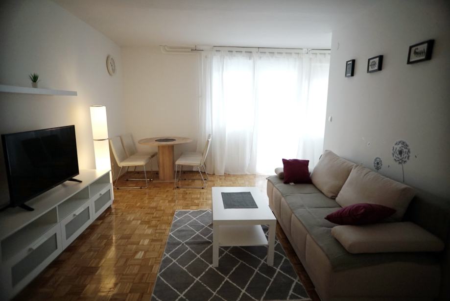 Stan 35 m2 + spremište - Stenjevec Zagreb (iznajmljivanje)