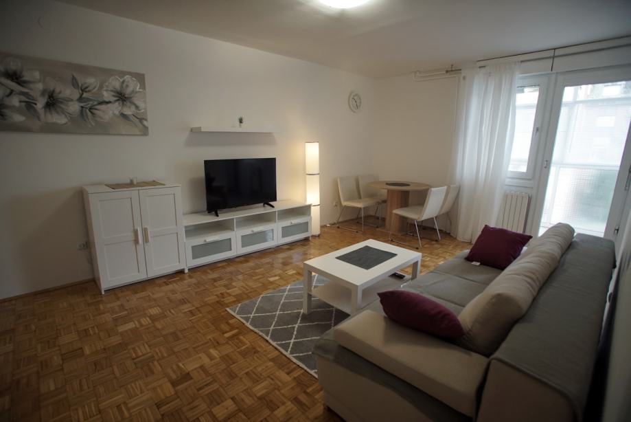 Stan 35 m2 + spremište - Stenjevec Zagreb (iznajmljivanje)