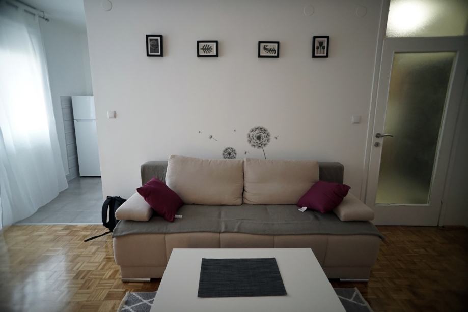 Stan 35 m2 + spremište - Stenjevec Zagreb (iznajmljivanje)