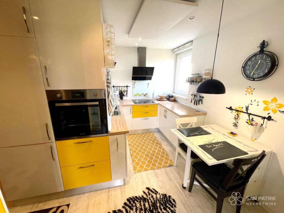 Stenjevec: 2-S stan (35 m2) - potpuno renoviran (prodaja)