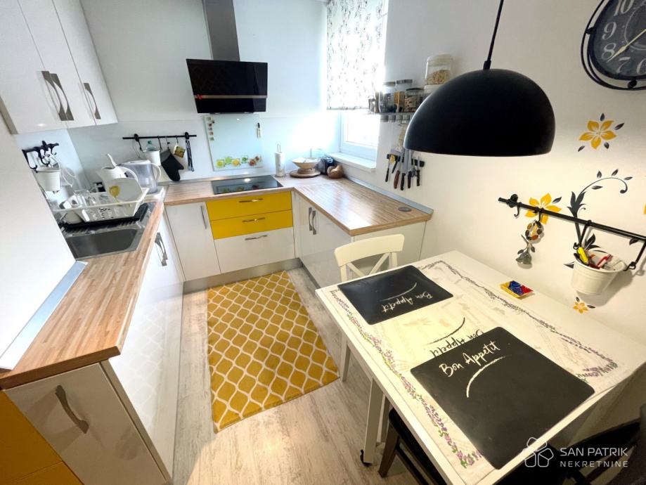 Stenjevec: 2-S stan (35 m2) - potpuno renoviran (prodaja)