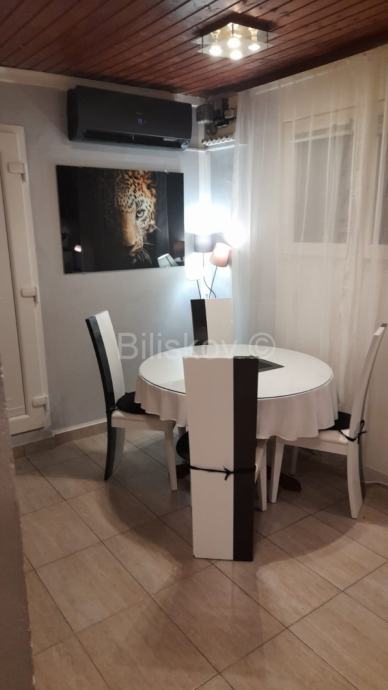 Stinice, Split privatna kuća najam pogodno za studente (iznajmljivanje)