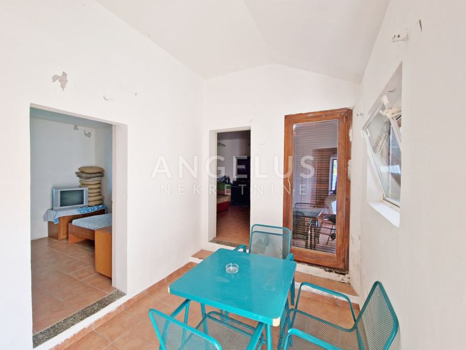 Ston, Hodilje - stan u kamenoj kući na rivi - PRILIKA! (prodaja)