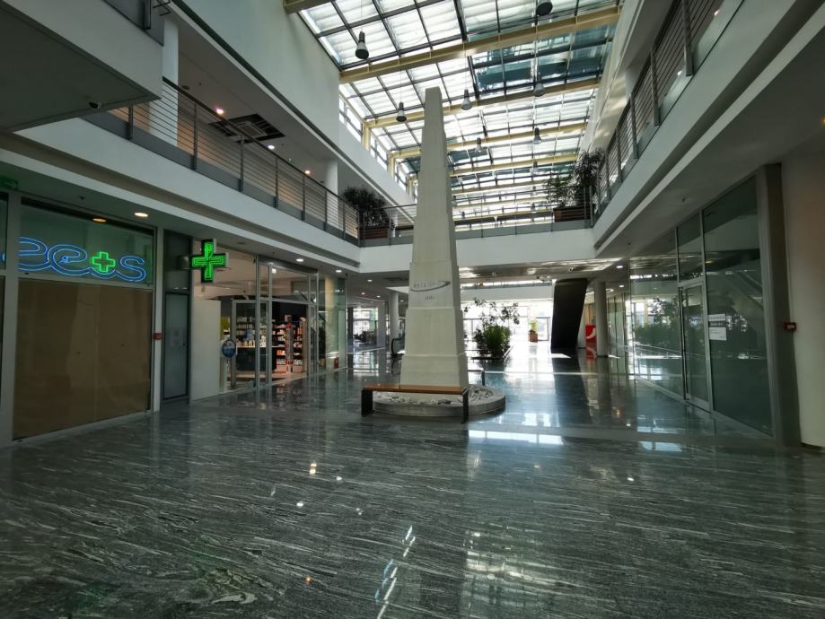 Sveta Nedelja/ Hoto centar / Poslovni prostori (iznajmljivanje)