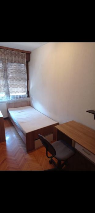 TRAZIM CIMERICU, STAN NA BORONGAJU, 200