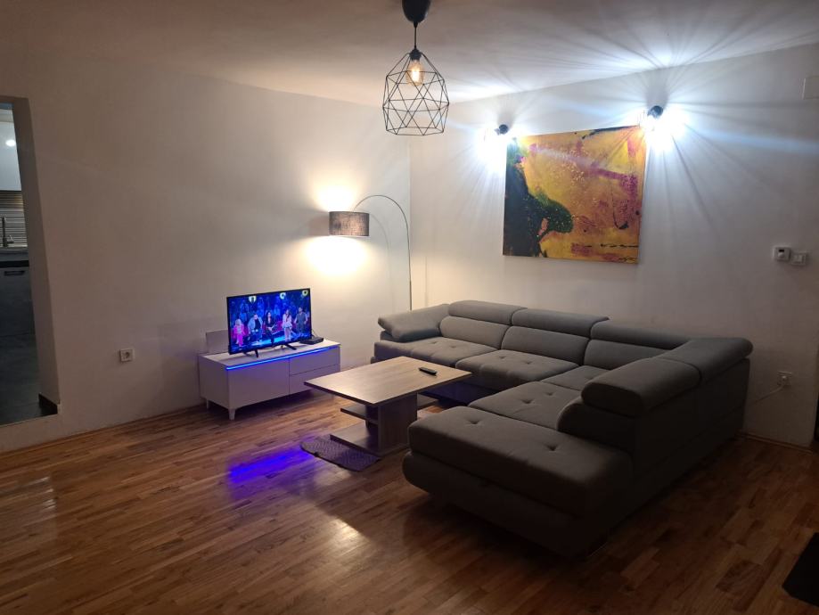 Trazim cimericu u stanu od 80 m2