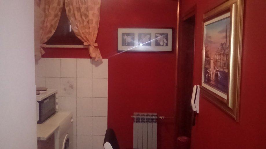 TREŠNJEVKA 44m2, Slavetička (ugodan 2.5soban stan) (iznajmljivanje)